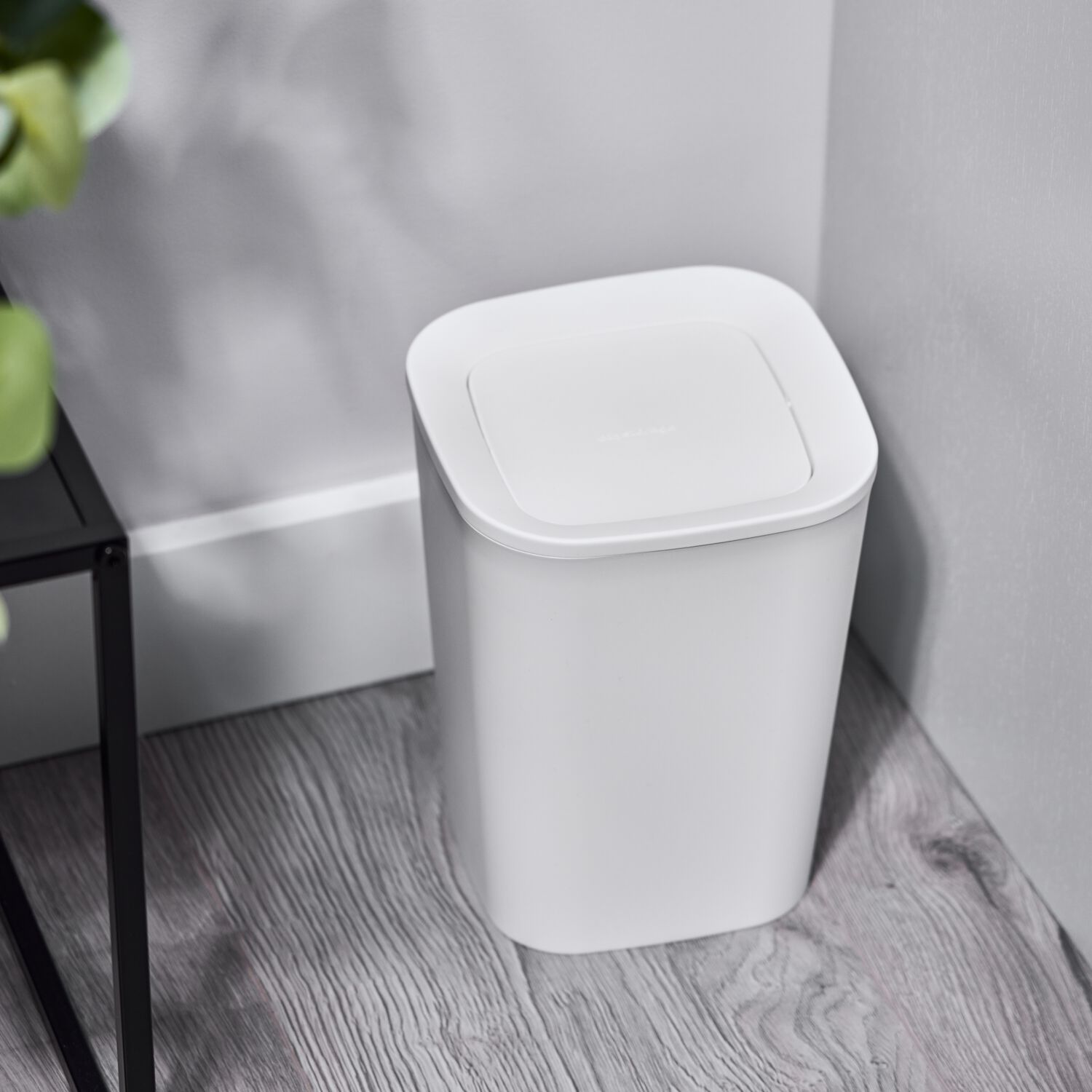 5L EZY Storage Swing Bin - Home Store + More