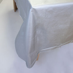 Tablecloths & Table Runners - Home Store + More